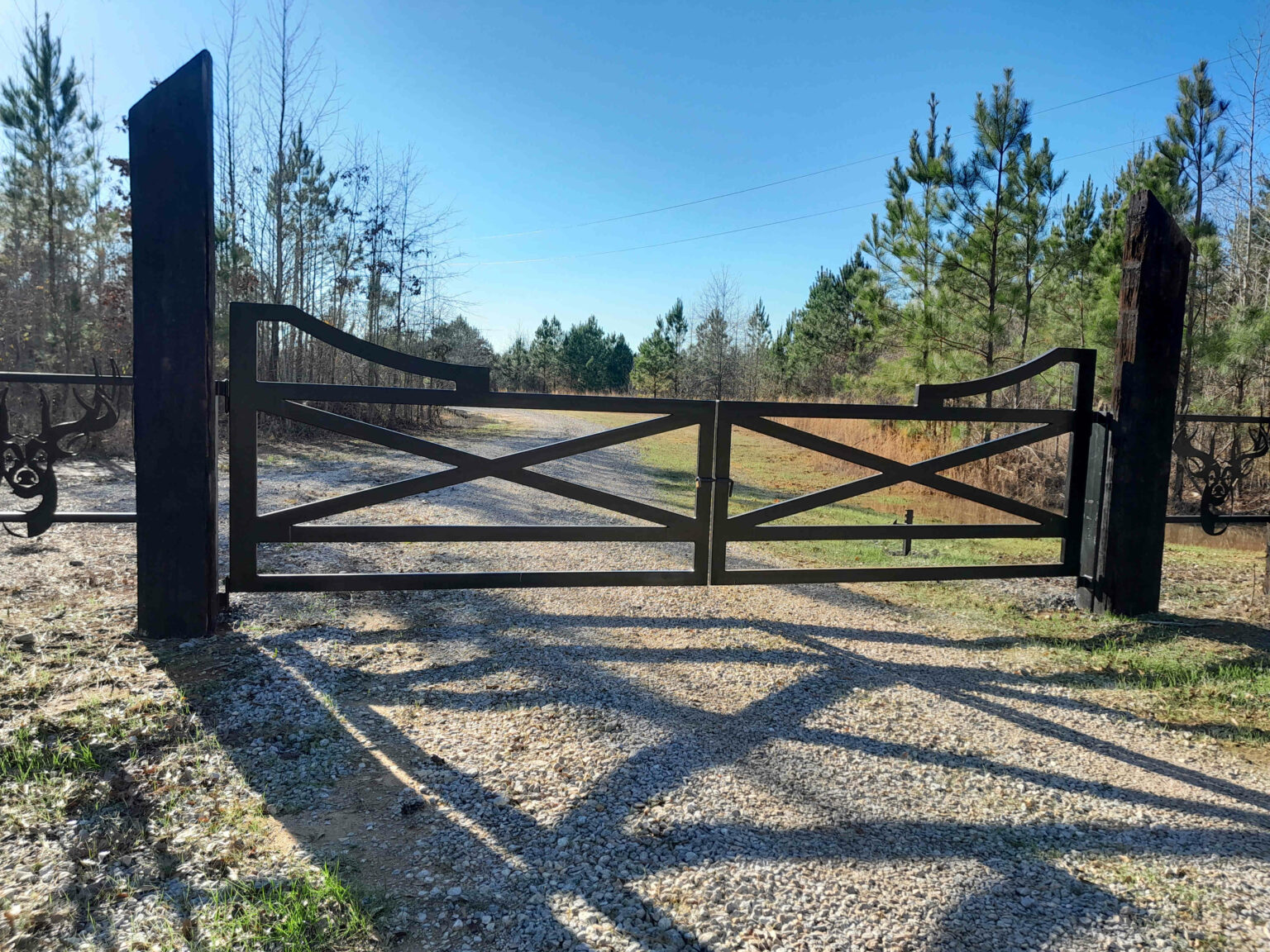 Ranch Driveway Gates & Gate Designs | JDR Metal Art | Steel & Aluminum ...